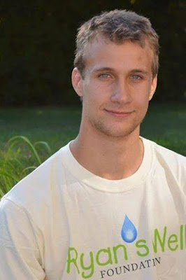 Ryan Bueno: 20 años de beber agua a millones y somos más fuertes – El ...